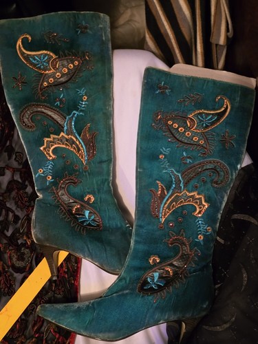 Dana Gilman Kitten Heel Embroidered Knee High Turquoise Vintage Boots ...