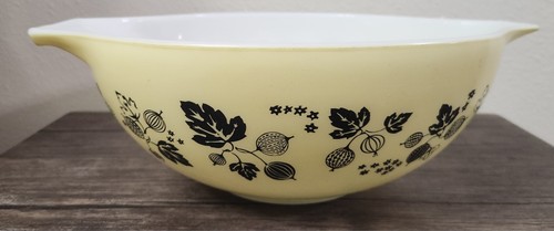 Pyrex (444) Gooseberry: Yellow/Black ~ 4 Quart | eBay
