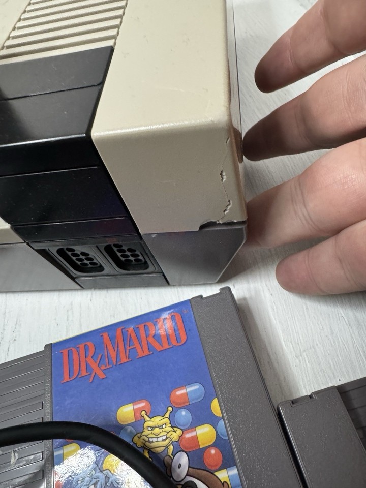 Original Nintendo NES Console Bundle With Zapper Gun Super Mario ...