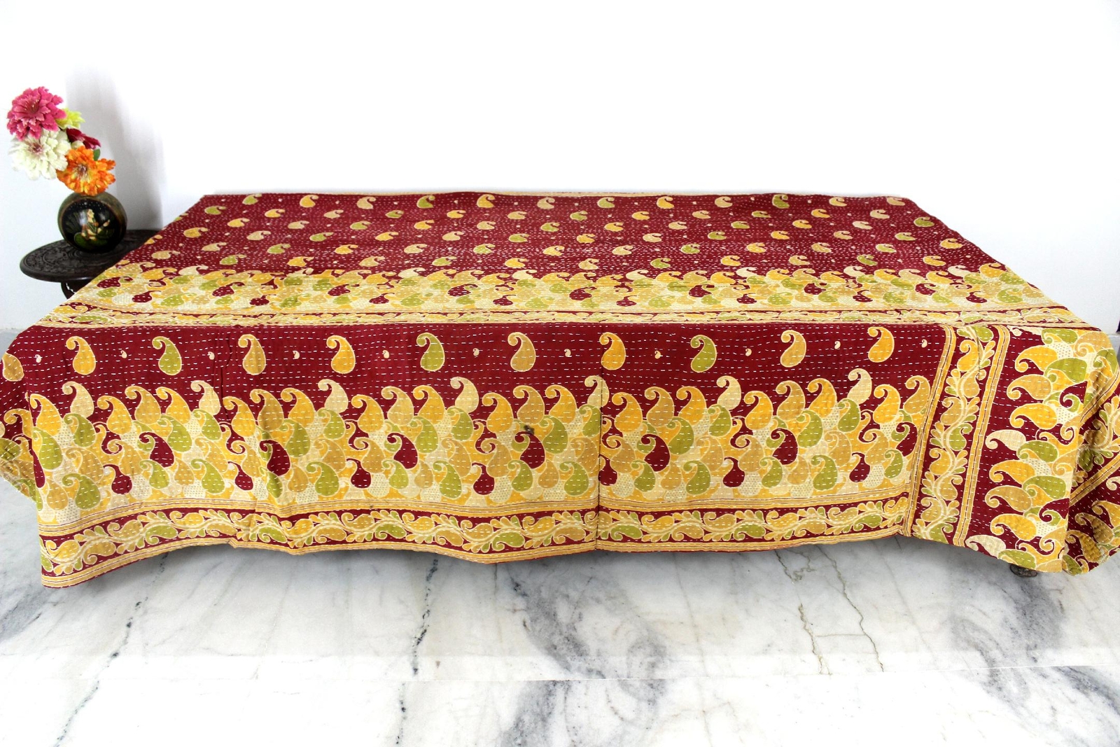 Vintage Quilt Indian Organic Cotton Bedspread Reversible Sari Bedding ...