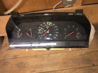 93-94 VOLVO 850 INSTRUMENT CLUSTER SPEEDOMETER ODOMETER TACHOMETER GAS ...