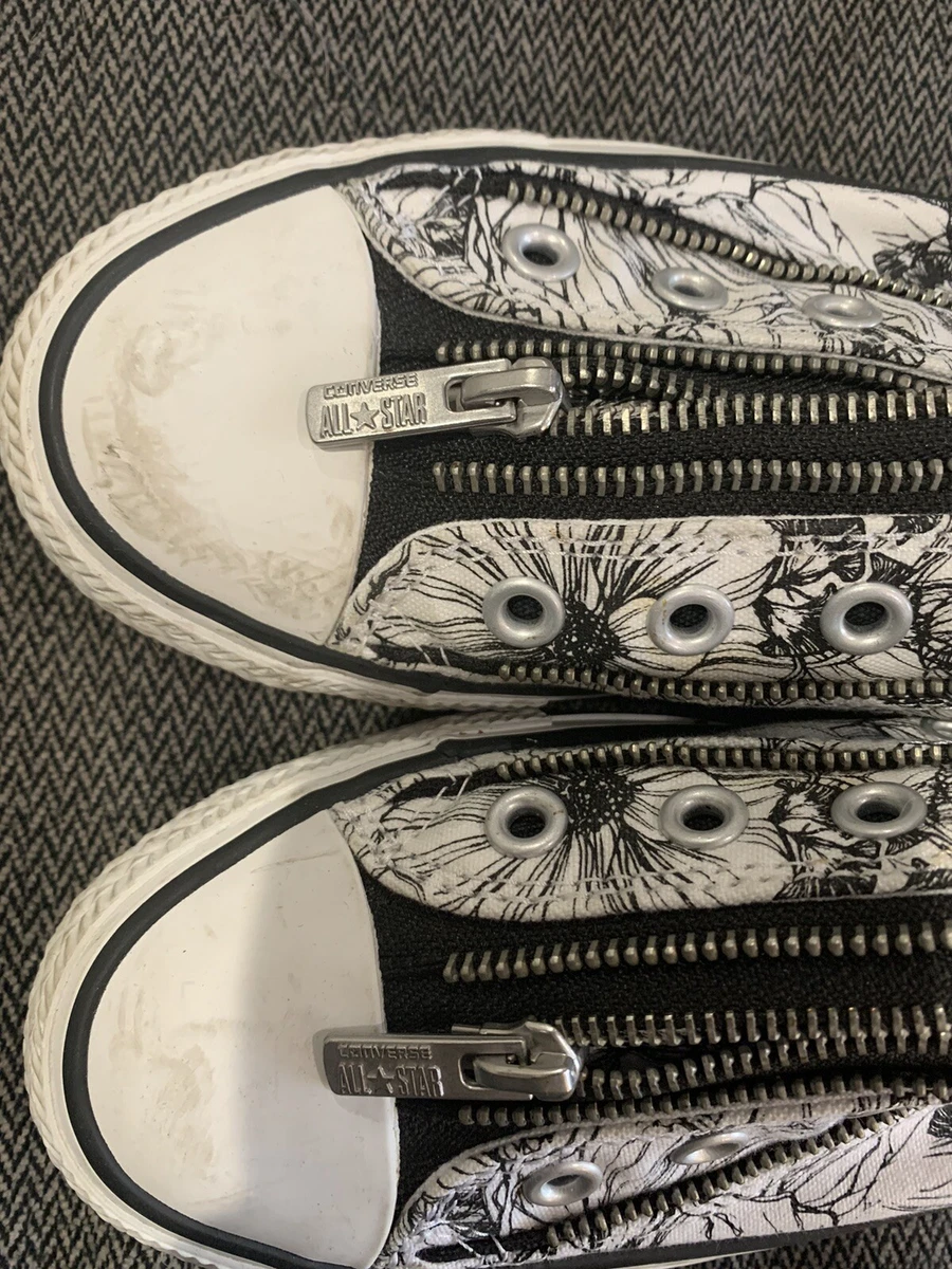 Converse Drawing Front