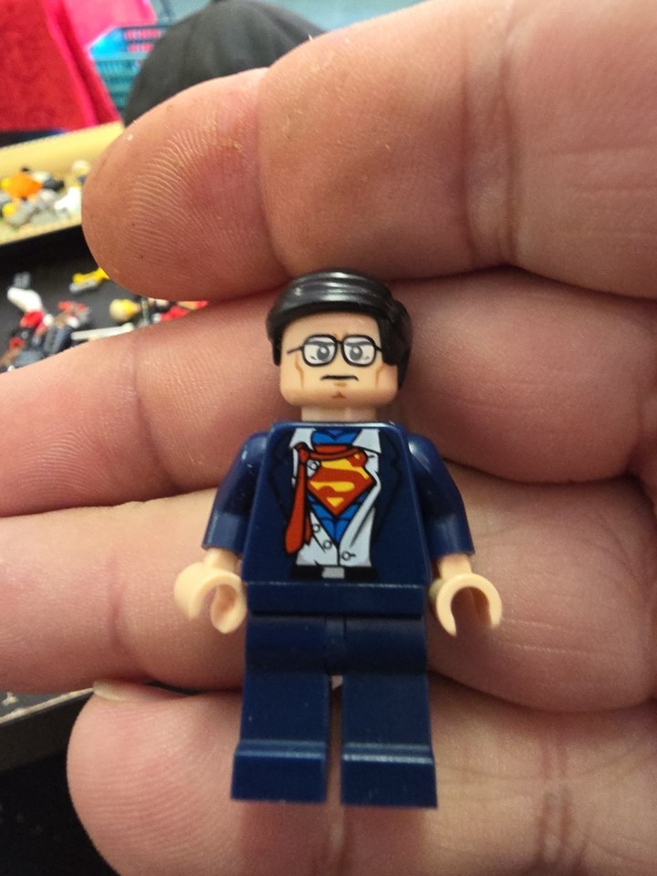 Lego Clark Kent Superman 5002202 DVD DC Super Heroes Unite Minifigure ...