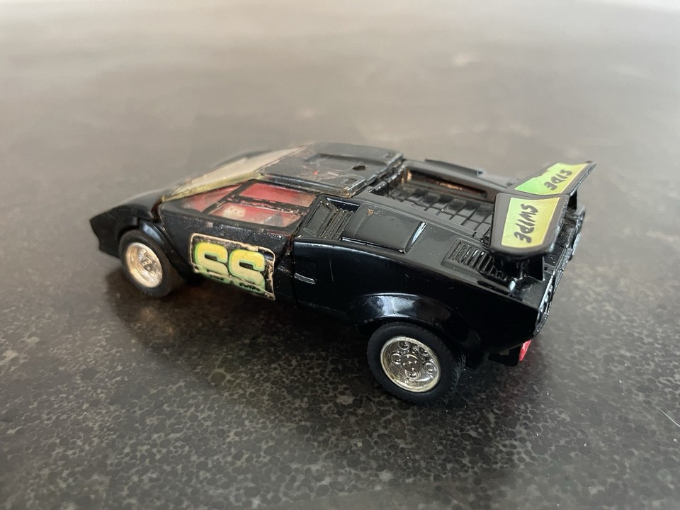 Transformers G2 Autobot SIDESWIPE Lamborghini Countach Hasbro 1992 | eBay