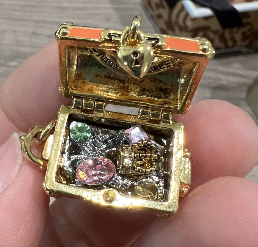 NWOB JUICY COUTURE ORANGE TREASURE CHEST CHARM - Gem
