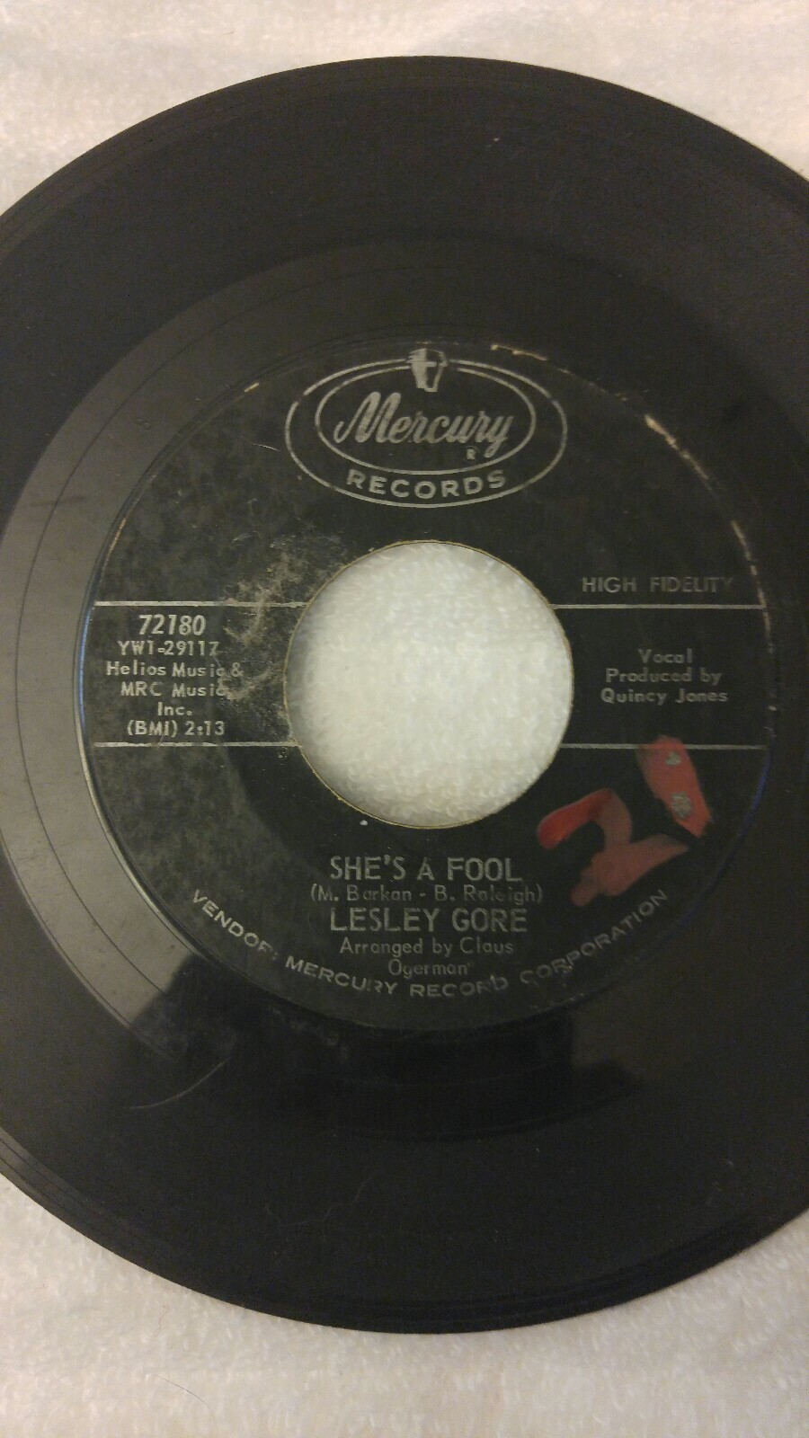 45 RPM - LESLEY GORE - SHE'S A FOOL | eBay