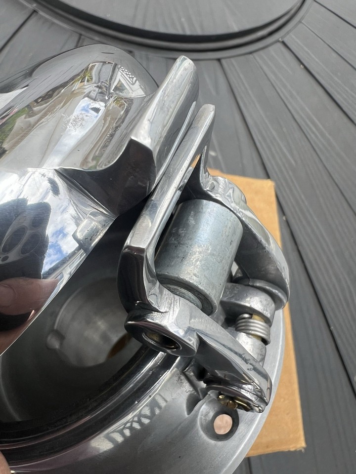 Cobra , Le Man Style Aston Large 4 Inch fuel cap , , jaguar D type Kit ...