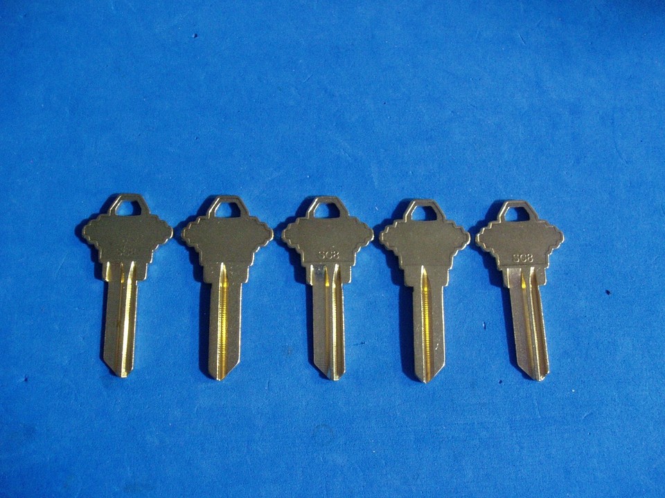 LOT OF FIVE LOCKSMITH SC8 5-PIN KEY BLANKS FITS SCHLAGE BRASS | eBay