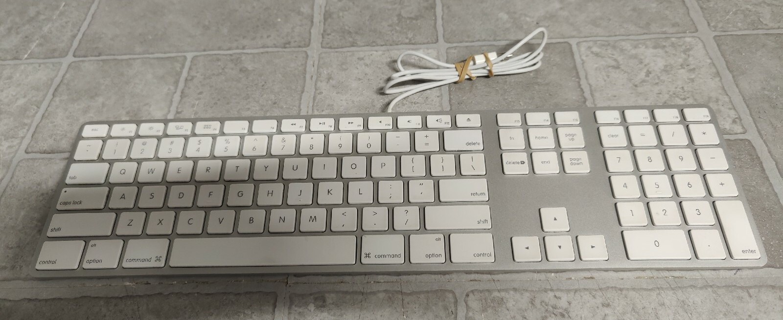 Apple A1243 Aluminium USB Wired Keyboard With Numeric Keypad | eBay