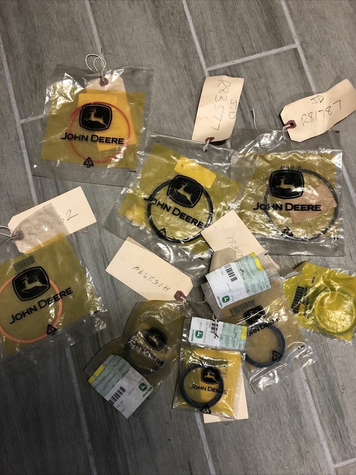 John Deere Original OEM Cylinder parts H152203 H152794 AH146561 ...