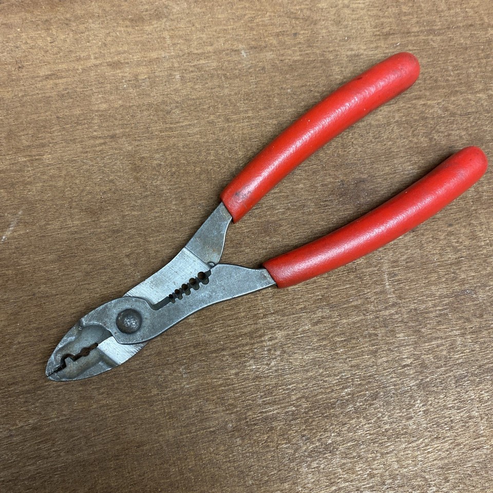 Snap-on PWCS7CF Red Soft Grip 7" Wire Stripper Cutter & Crimper Tool ...