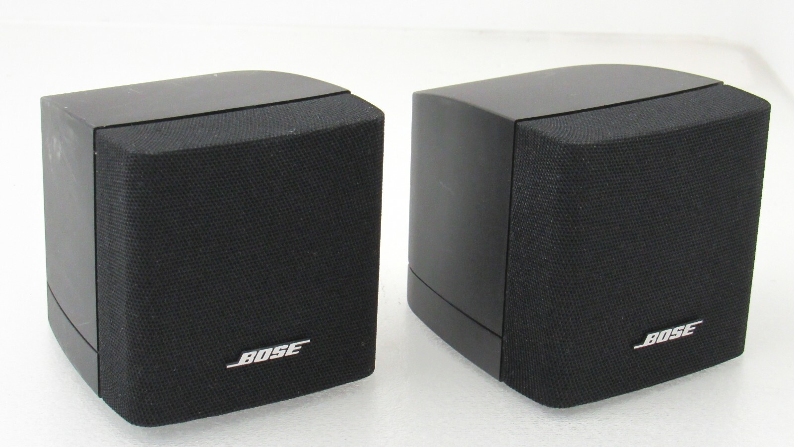 2 Bose Single Cube Speakers Acoustimass Lifestyle Mountable Satellite ...