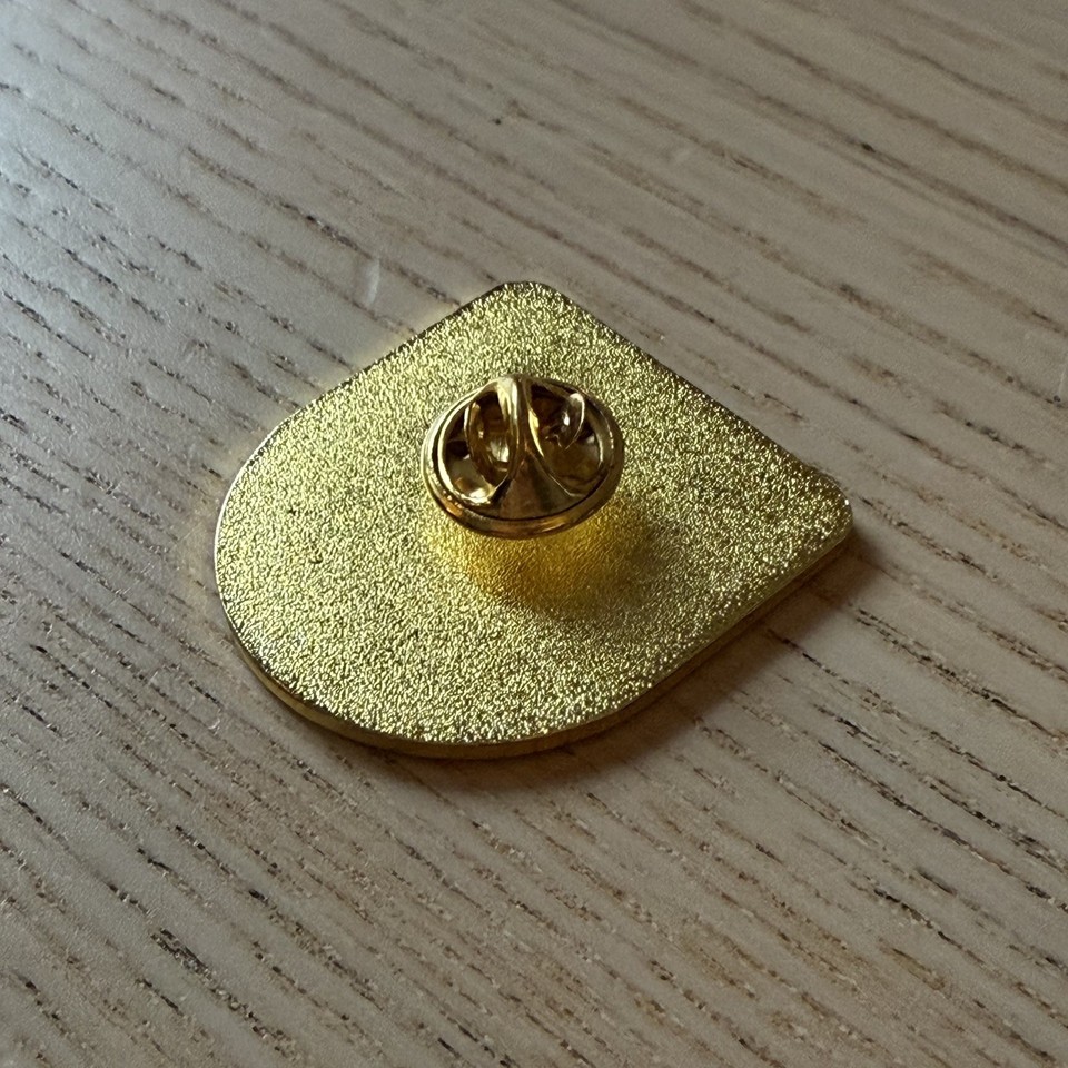 Official Apple Watch Global Close Your Rings Day 2025 Pin Badge ...