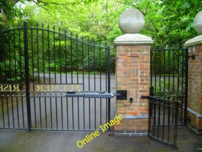 Photo 6x4 Beeches Way (65) Langley Corner Beeches Way leaves Fulmer ...