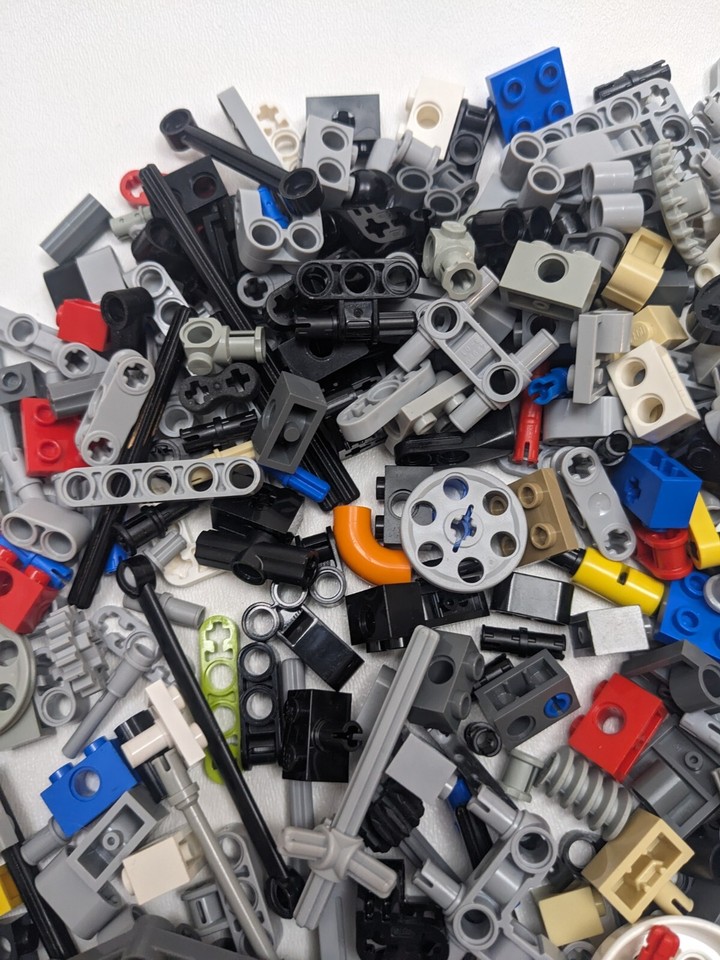 600pcs LEGO TECHNIC Small Mix Bricks Friction Pins Axles Connectors ...