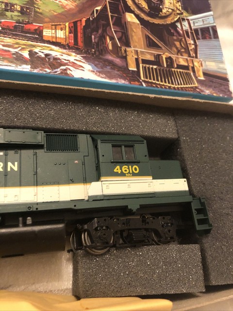 HO Scale Athearn Gp59 Southern Diesel Locomotive 4610 for sale online ...