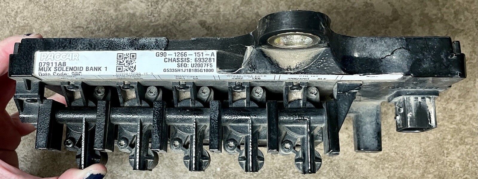KENWORTH PACCAR SOLENOID BANK CHASSIS 07911AB *READY TO SHIP* | eBay