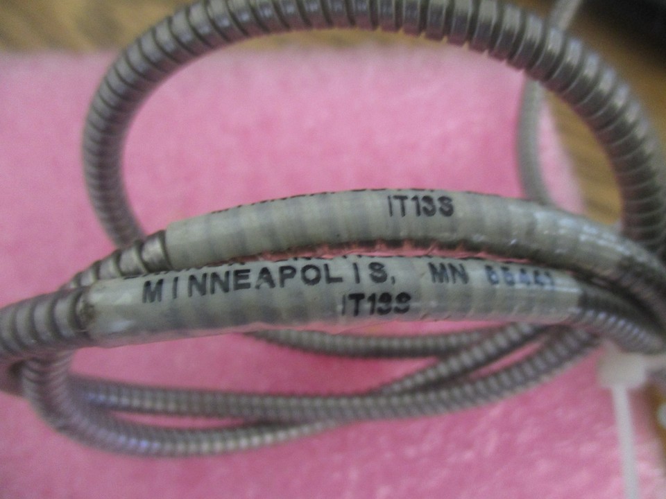 Banner: SM312FQD Mini-Beam Fiber w/ Banner IT13S Fiber Cables | eBay