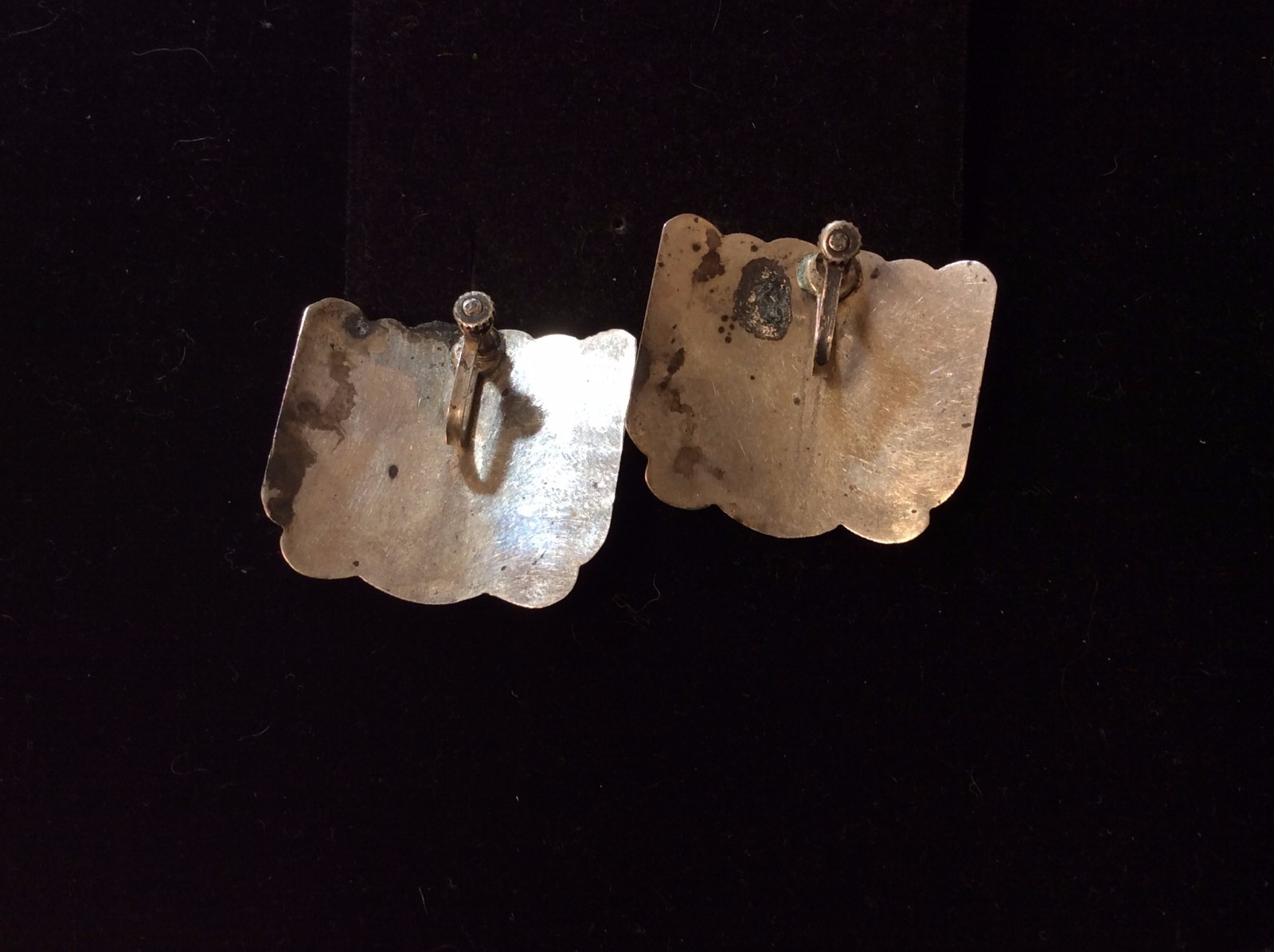 VINTAGE STERLING SILVER STYLIZED GOD FACE EARRINGS - Gem