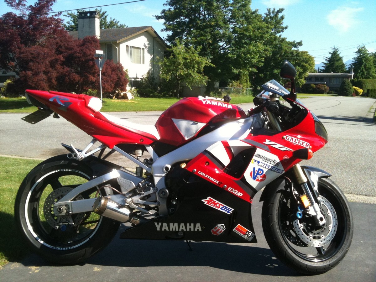 2001 R1 Undertail Exhaust