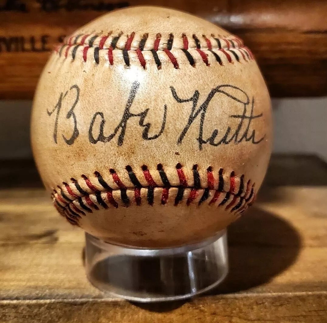 Babe Ruth - Autographed Baseball - Beautiful High Quality Replica - A ...