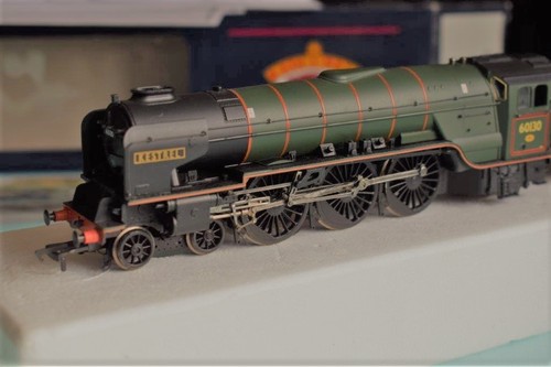 Bachmann 32-555 Class A1 loco 60130 "Kestrel" in OO Gauge, boxed ...