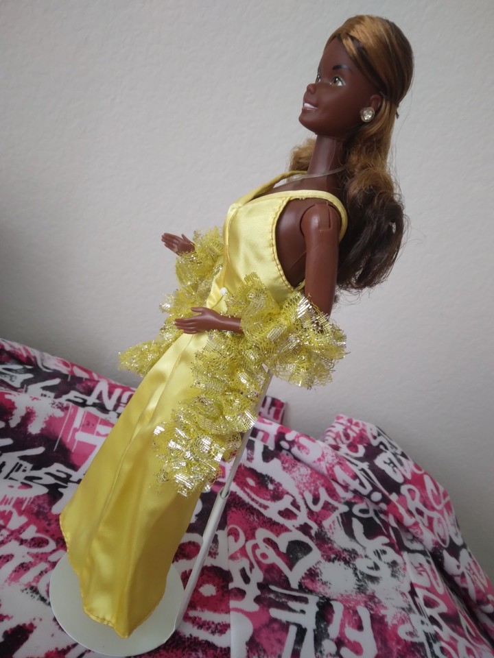 VINTAGE 1977 Superstar Christie Barbie Doll ORIGINAL Mattel #9950 ...