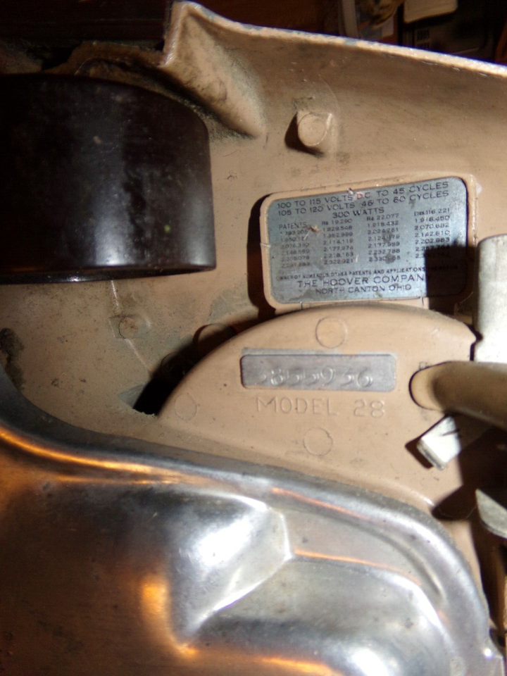 Vintage Hoover Model 28 Vacuum Cleaner w/ Accessories | eBay