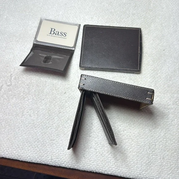 G.H. Bass & Company Men's Brown Leather Wallet (NEW) | eBay