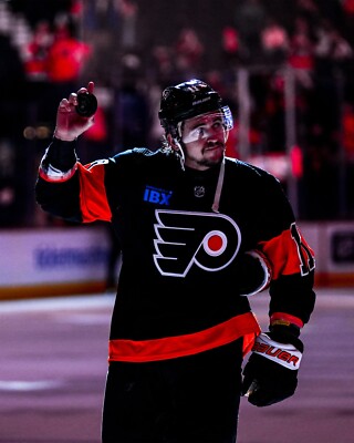 Travis Konecny Post-Game Puck Salute Philadelphia Flyers 8x10 NHL Photo ...