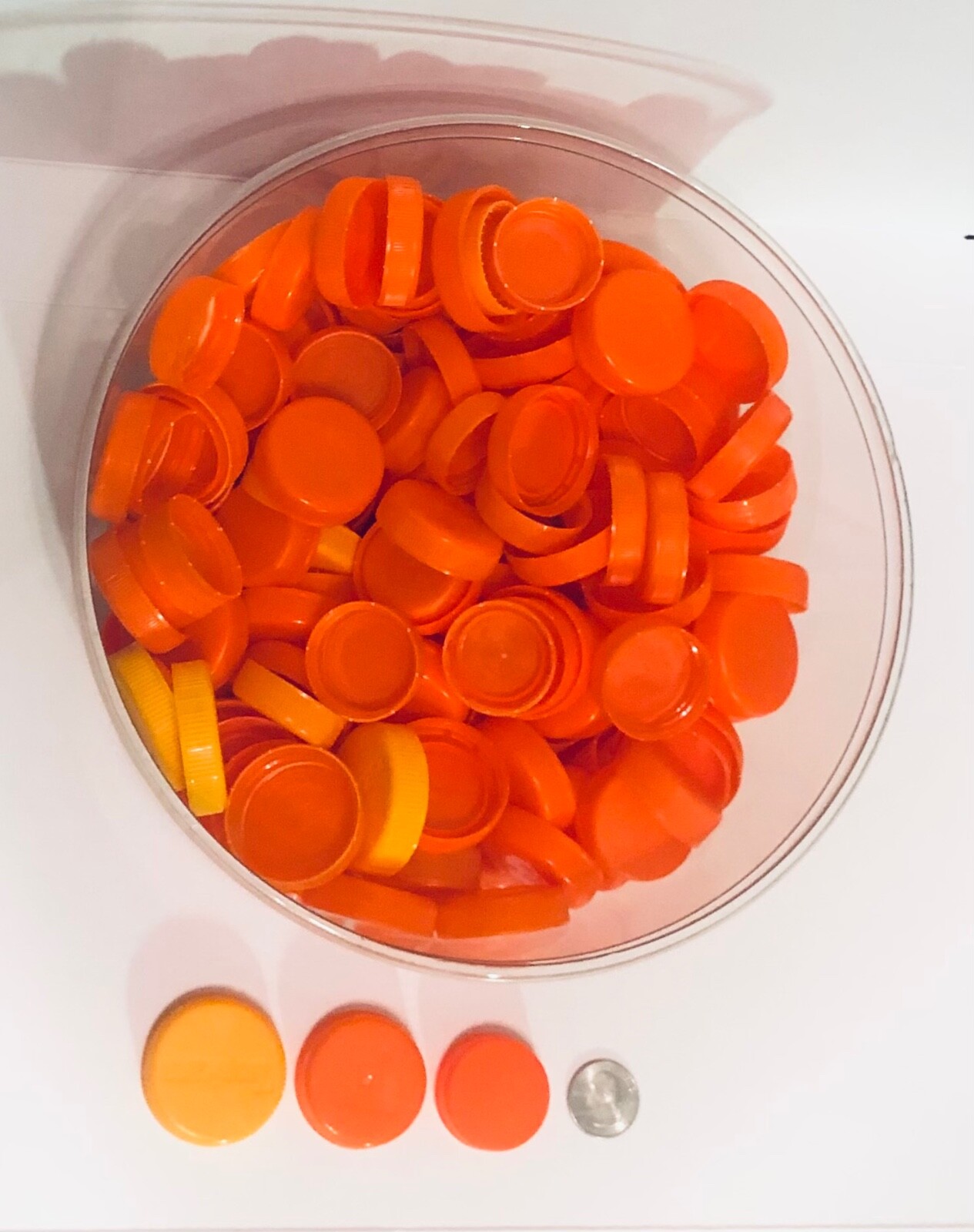 Lot of 100 Orange Plastic Bottle Caps Lids Screw Great for DIY Arts ...