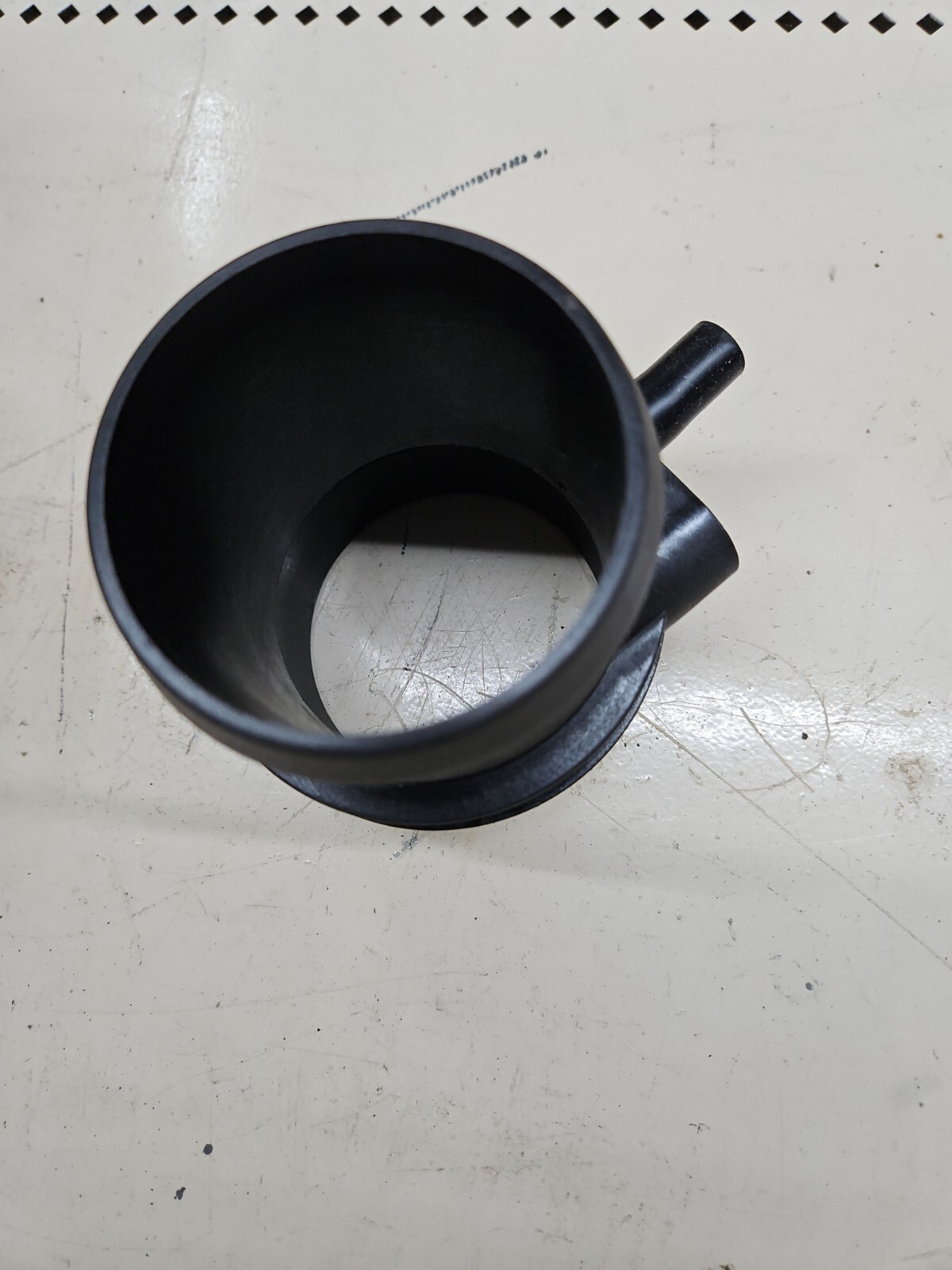 International 7092217C1 Throttle Body Air Intake Coupling for sale ...