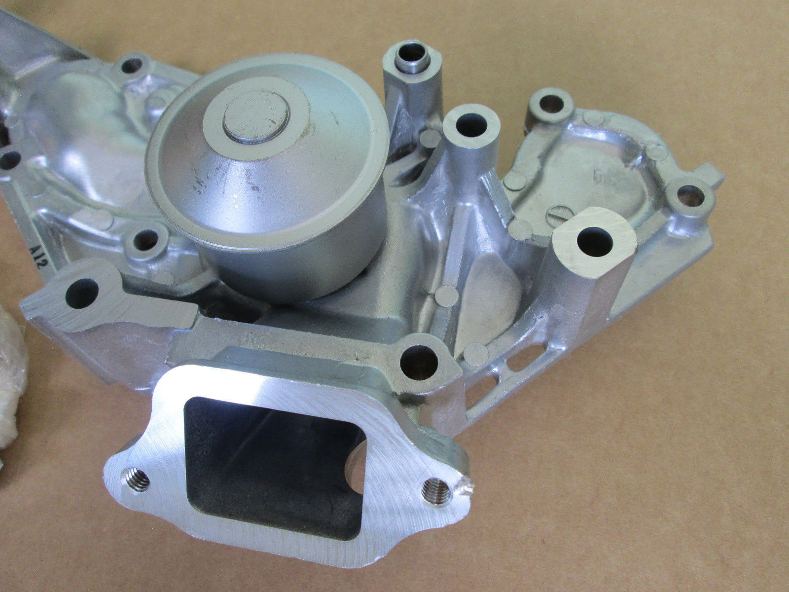 OEM Lexus Toyota Tundra Sequoia Pump ASSY Water GX LS LX GS 16100-59275 ...