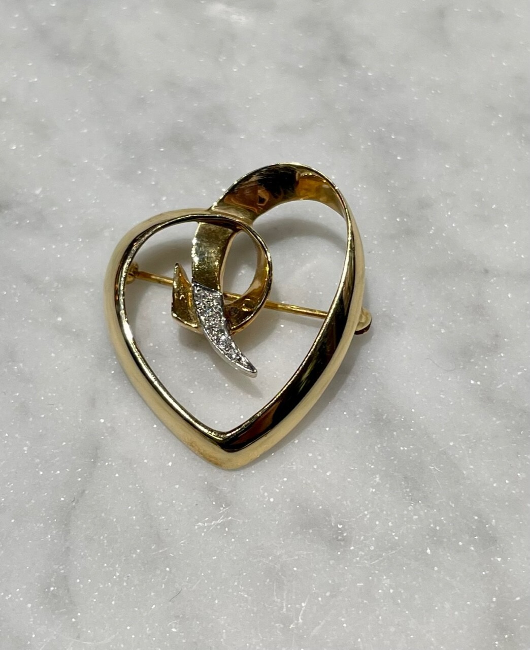 Tiffany & Co. 18k Yellow Gold Paloma Picasso Diamond heart Brooch/Pin ...