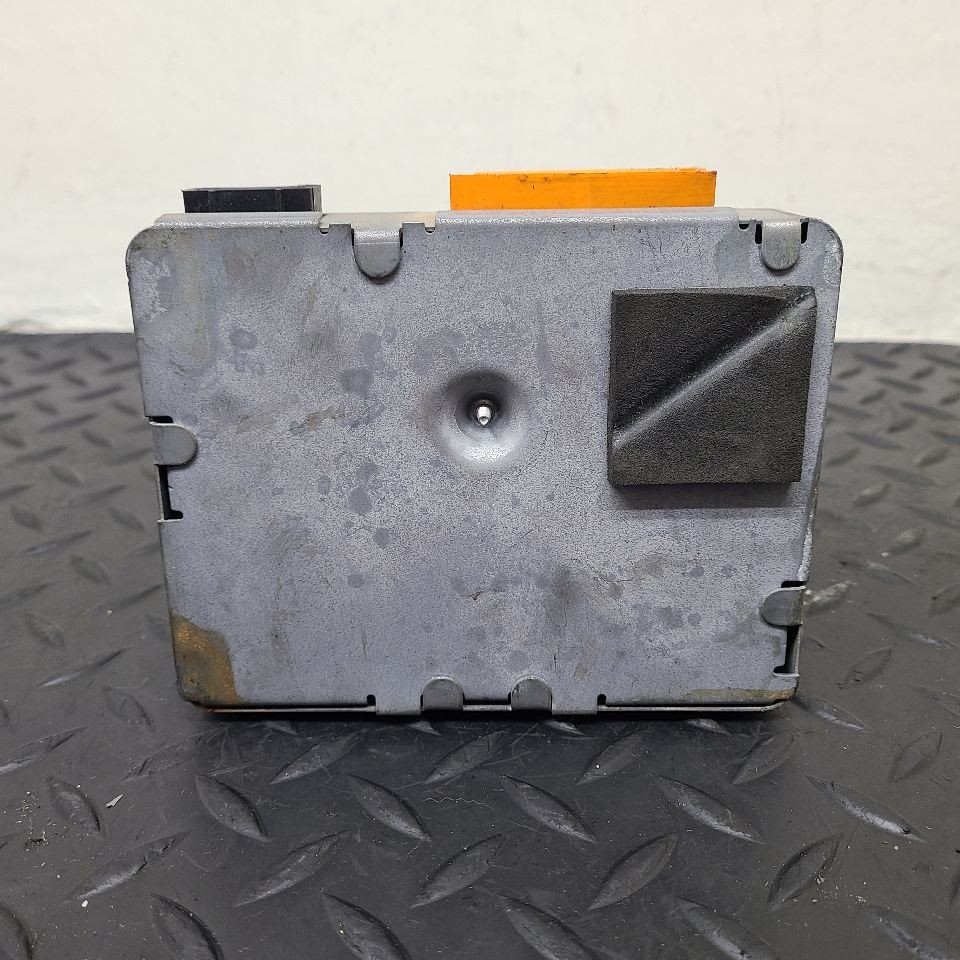 00-02 GMC Yukon 4WD Transfer Case Control Module OEM 15749703 | eBay