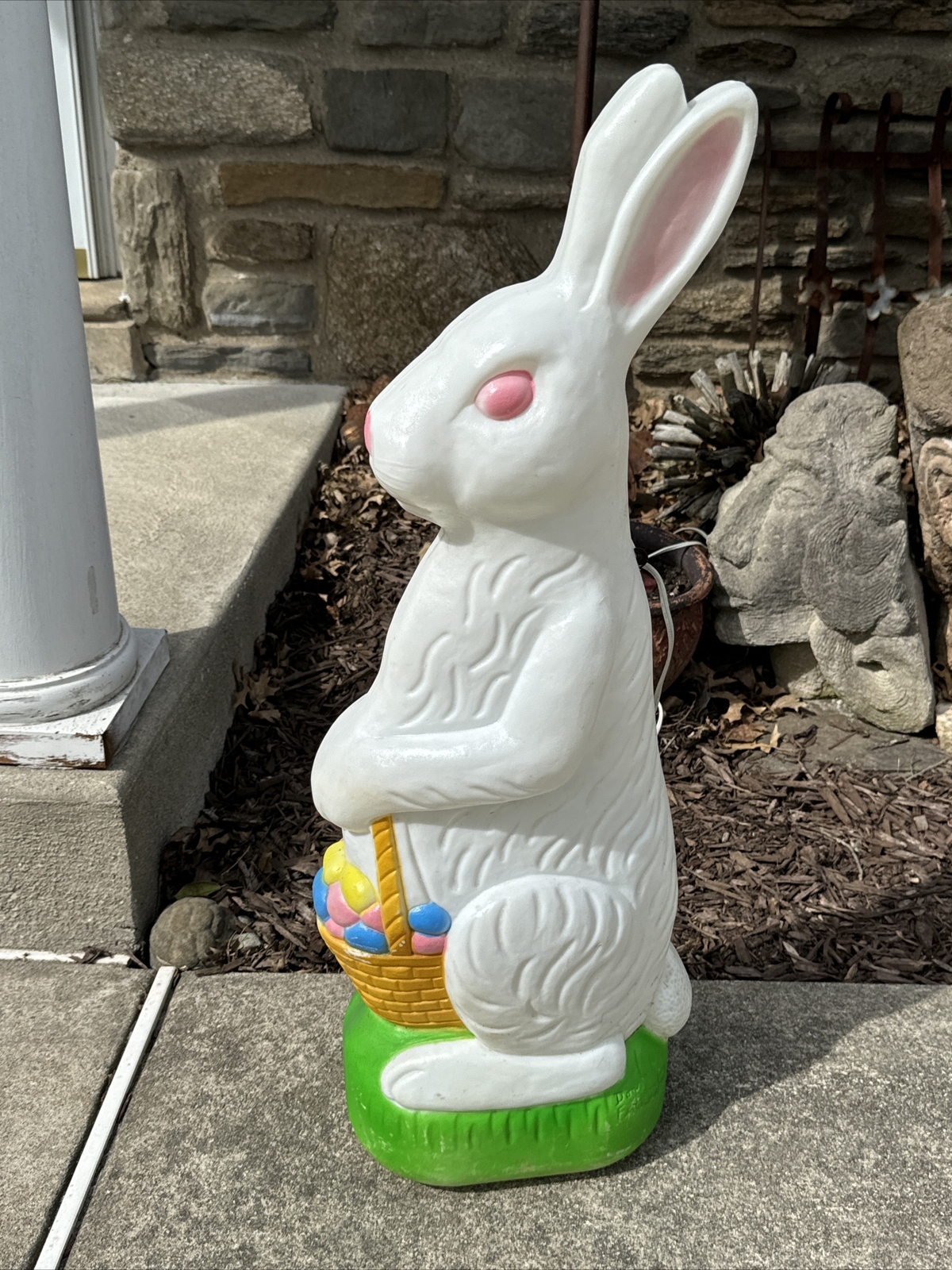 31" Lighted EASTER BUNNY RABBIT BLOW MOLD Don Featherstone White ...