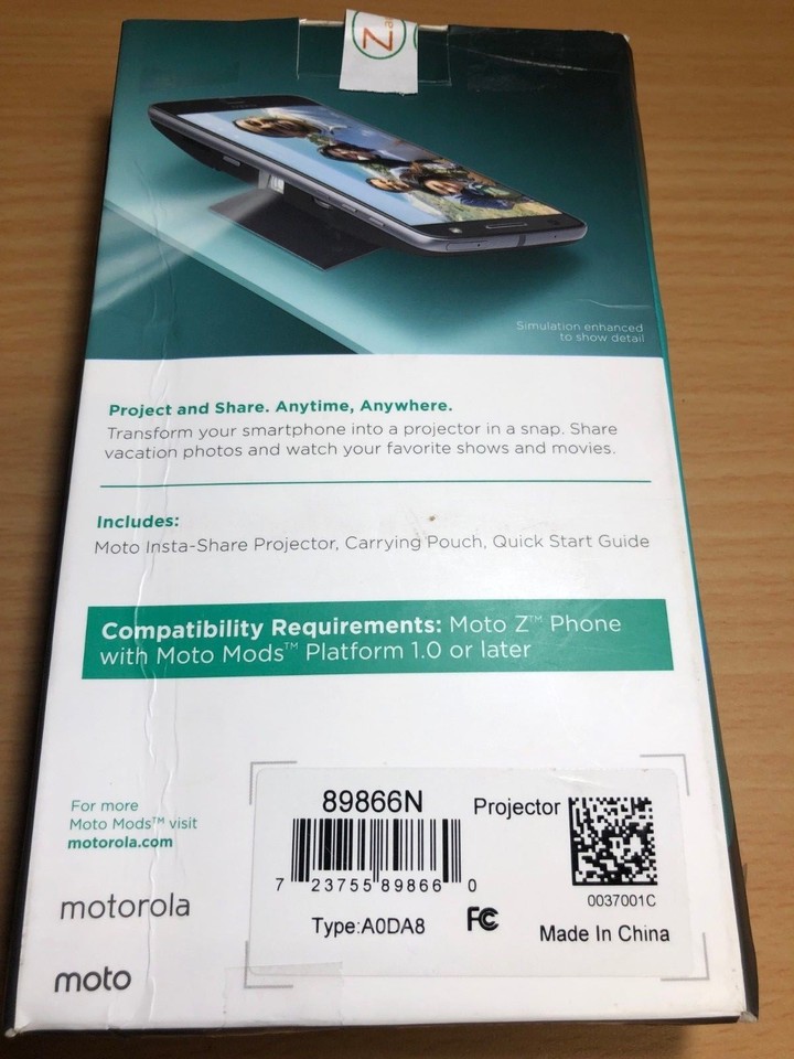 Motorola Insta-Share Projector Moto Mod for Moto Z Smartphones ...