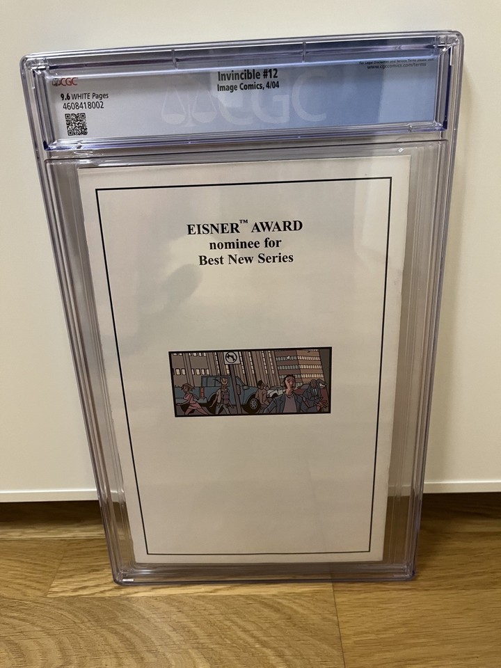 Invincible 12 - CGC 9.6 WP, Image Key Omni-Man vs Invincible battle ...