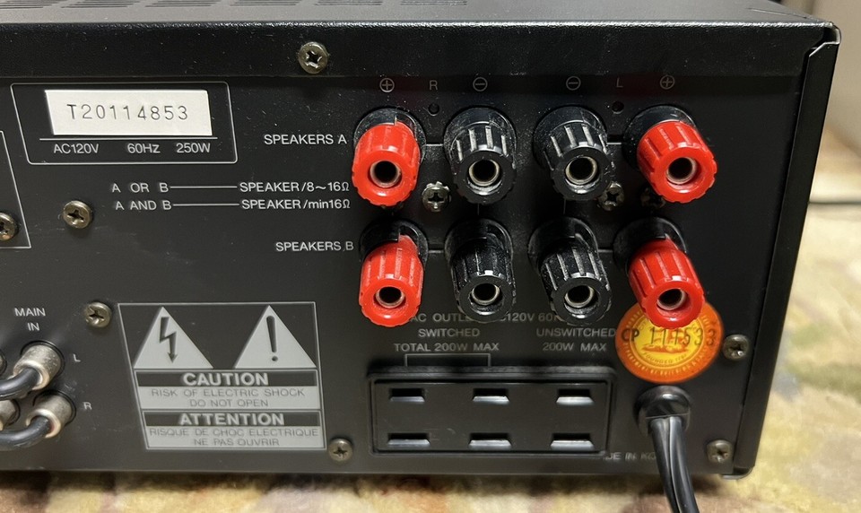 Luxman R-351 Digital Synthesized AM-FM Stereo Receiver | Japan | R351 ...
