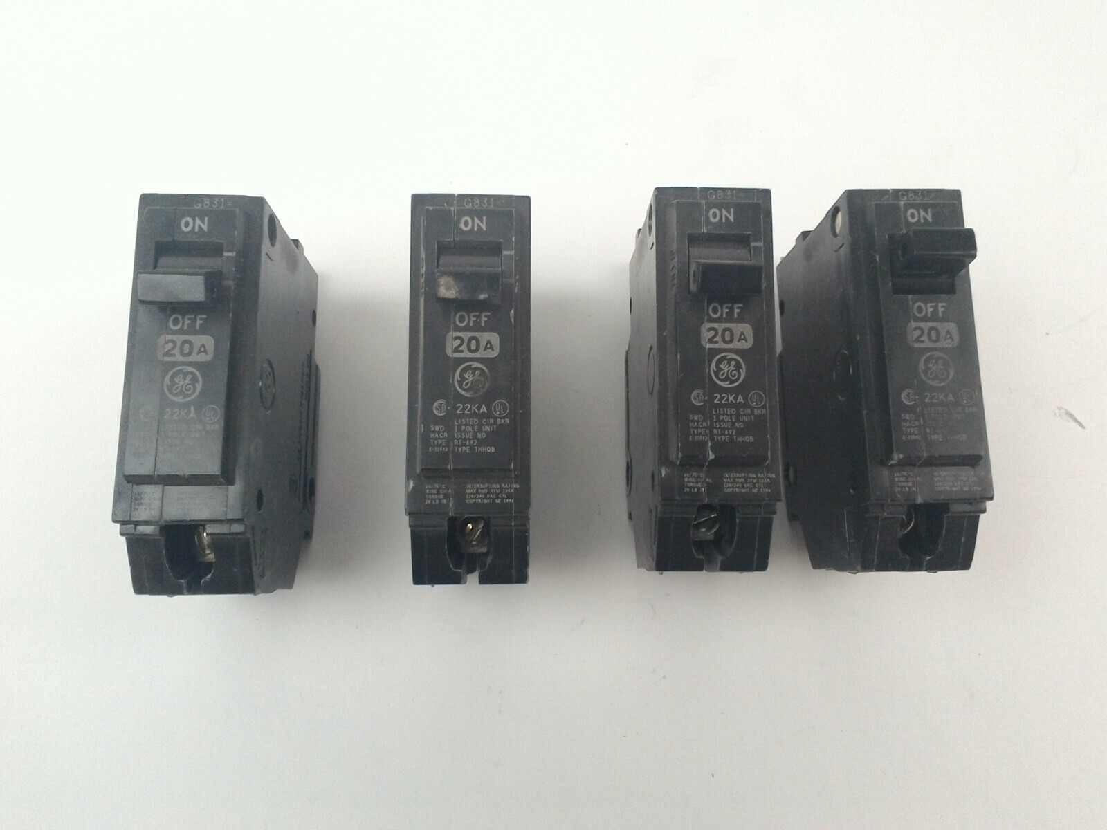 GE SWD TYPE RT-692 / THHQB 20A 1-POLE CIRCUIT BREAKER 22kA (LOT OF 4 ...