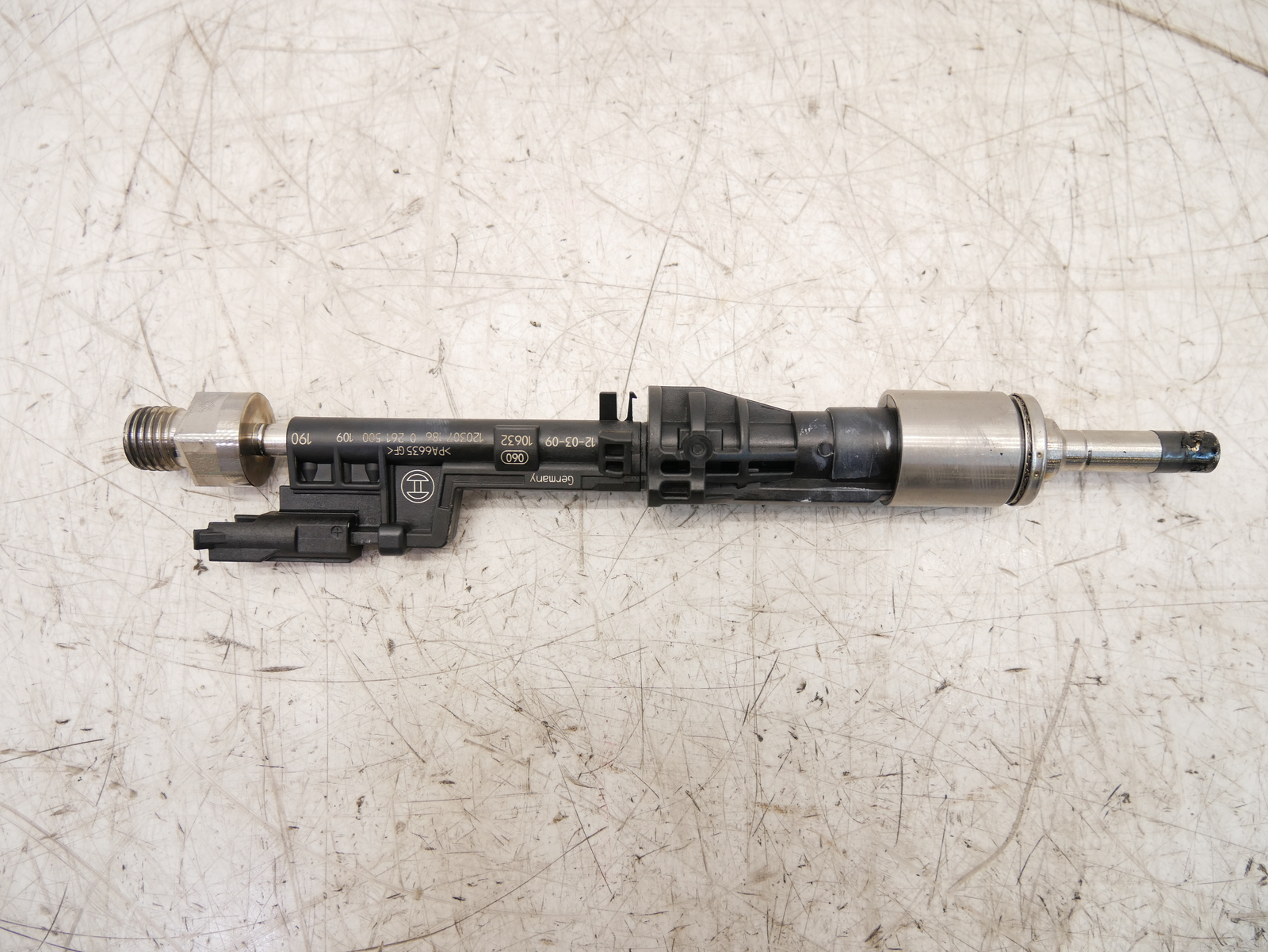 Injektor Einspritzdüse für BMW X5 X3 F10 F11 F30 F31 2,0 i N20B20A ...