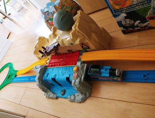 Thomas & Friends Boulder Roll Set Track Playset High Quality ...