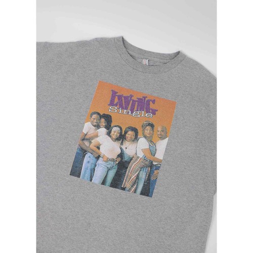 VINTAGE LIVING SINGLE SITCOM TEE 1993 GREY - Gem
