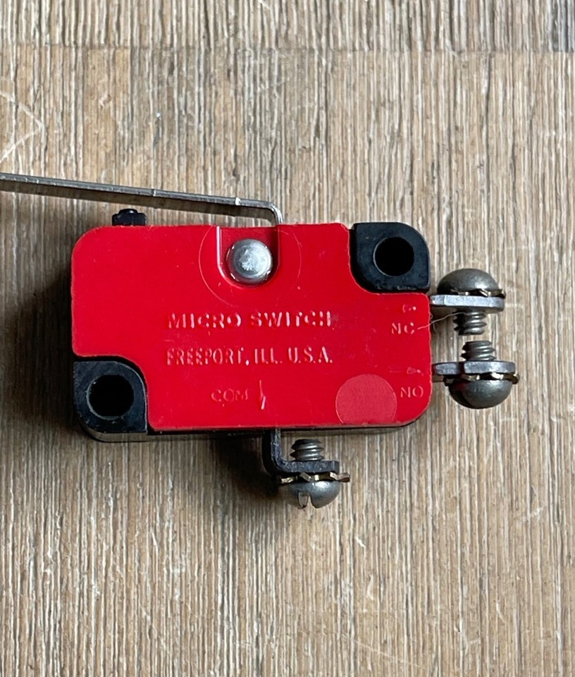 MICRO SWITCH V3L-131 SNAP IN LEVER SWITCH | eBay
