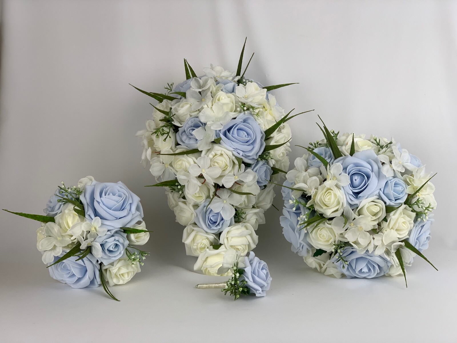White And Blue Roses Bouquet