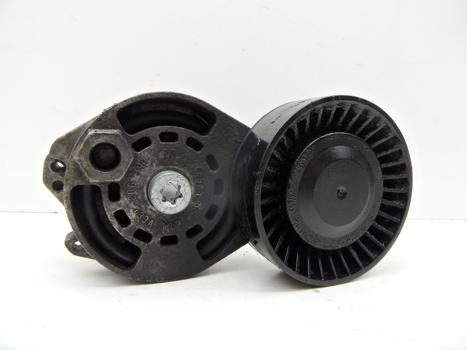 Timing Belt Tensioner Pulley Clamping Lever Audi A6 4F A4 8E VW ...