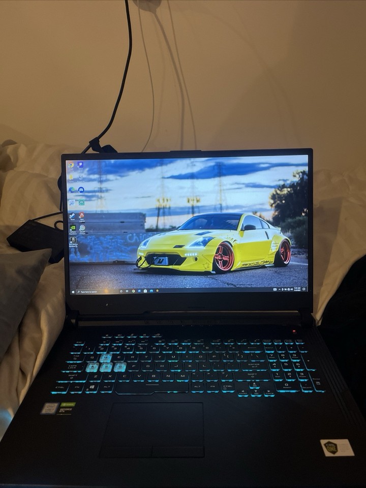 ASUS ROG Strix G7 15.6 i7-9750H 2.6GHz 16GB RAM 500 Storage GeForce GTX ...