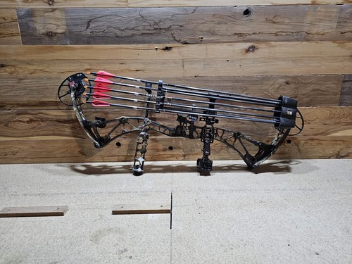 Bowtech Revolt X compound bow | eBay Australia