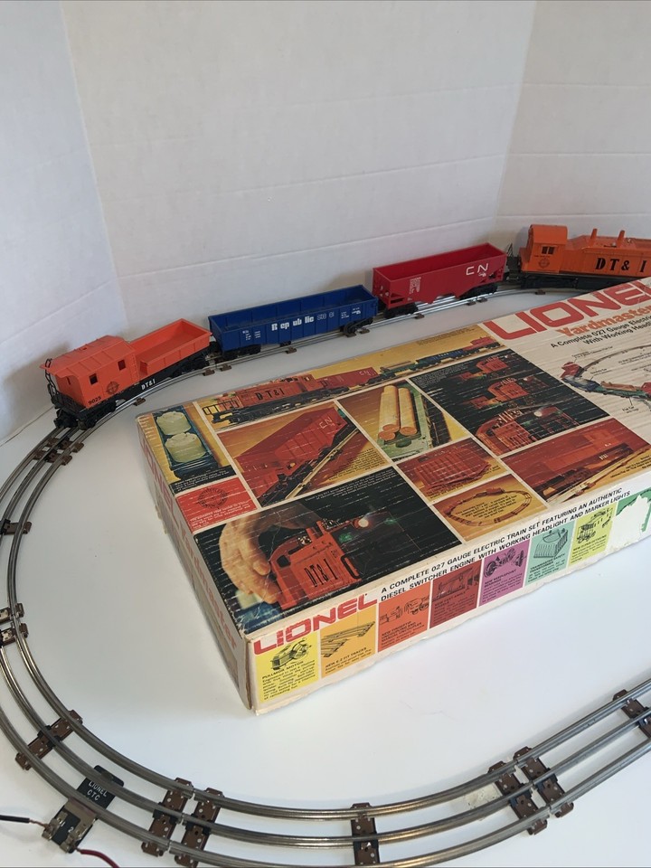 Lionel 027 Gauge Model Railroad YardMaster Diesel Switcher Train Set w ...