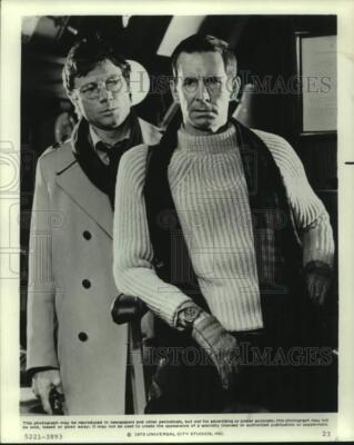 1979 Press Photo Actors Anthony Perkins and Michael Parks star in ...